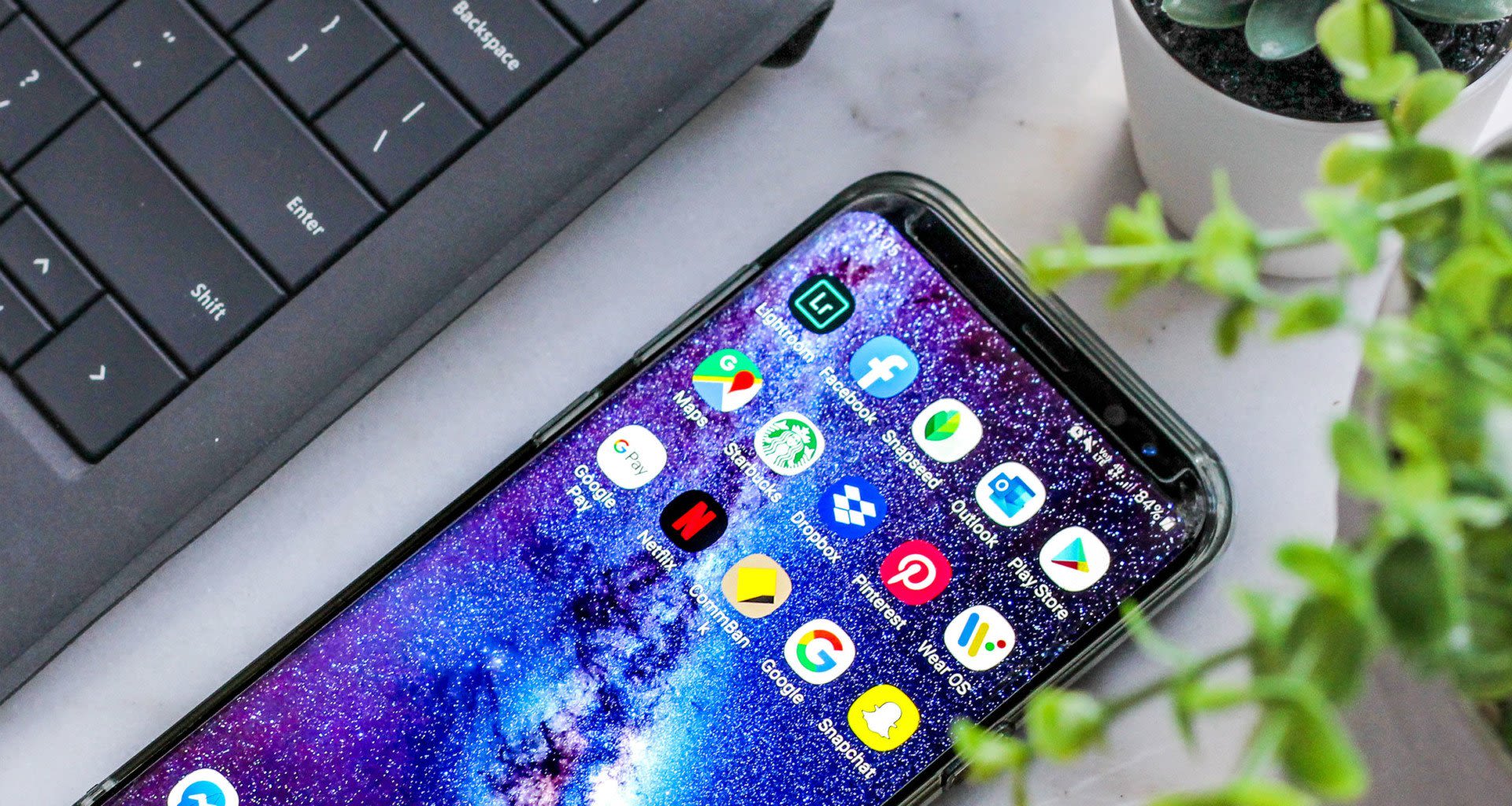 12 Best Mobile Apps for Traveling - Travel Blog